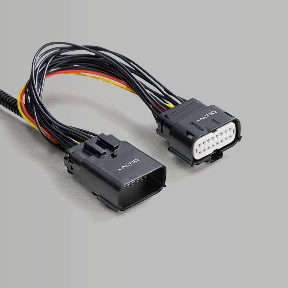 High Beam Piggyback Adapter: Brighten Your Drive – ALTIQ™