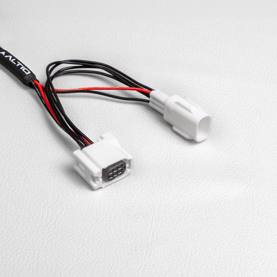 High Beam Piggyback Adapter: Brighten Your Drive – ALTIQ™